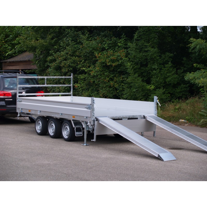 remorque tri-benne 3 essieux bâché.